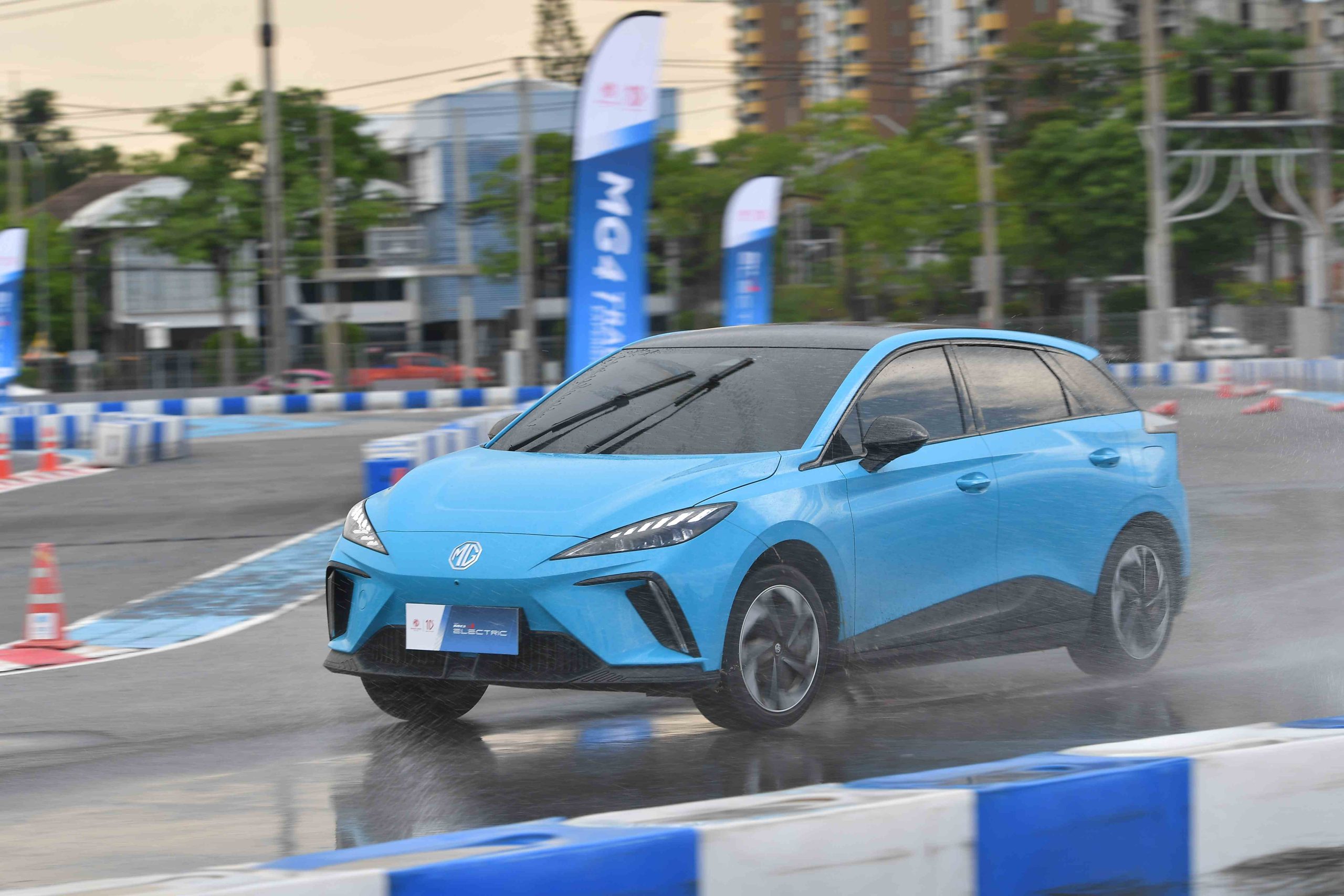 เอ็มจี จัดกิจกรรม “MG4 Track Experience” เสริมความปลอดภัย และประสบการณ์ ...