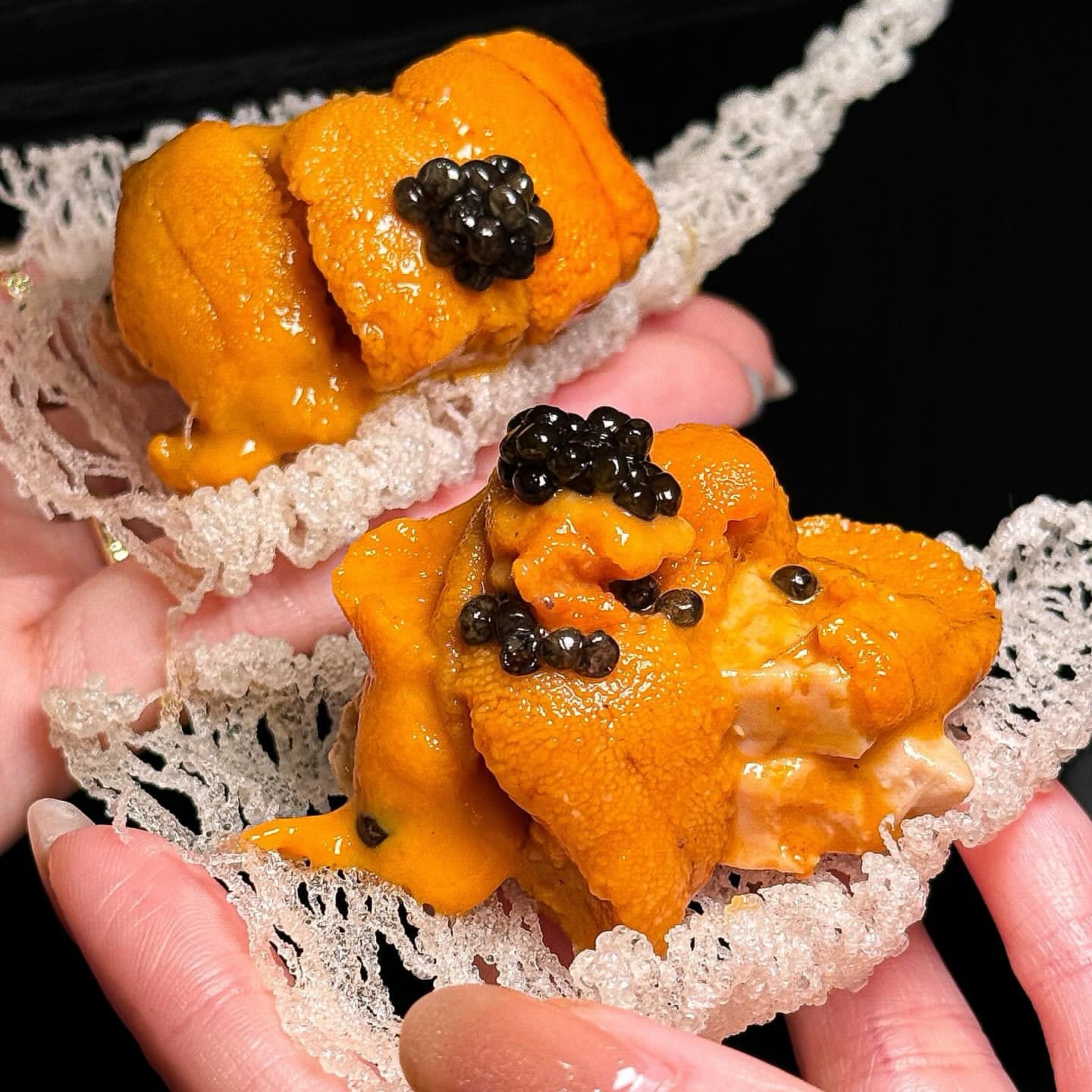 “เวลา หลังสวน” ชวนกินดื่มอย่างมีระดับ กับ 10 ร้านแนวหน้าที่ห้ามพลาด