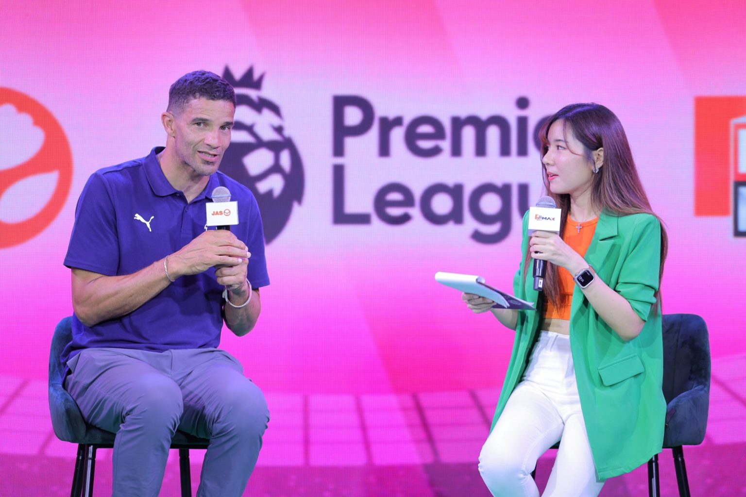 แฟนบอลฟิน! JAS – MONOMAX- AIS มอบประสบการณ์เอ็กซ์คลูซีฟให้คอบอลไทย สัมผัส “ถ้วยแชมป์พรีเมียร์ลีก ...